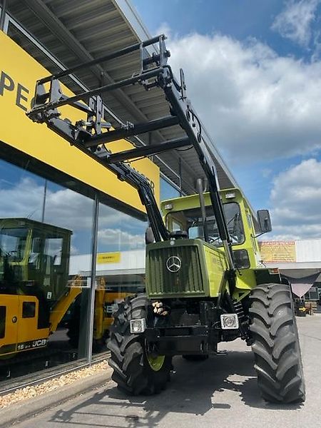 Oldtimer-Traktoren, Mercedes-Benz, MB-Trac 1000 Frontlader Schlepper ...