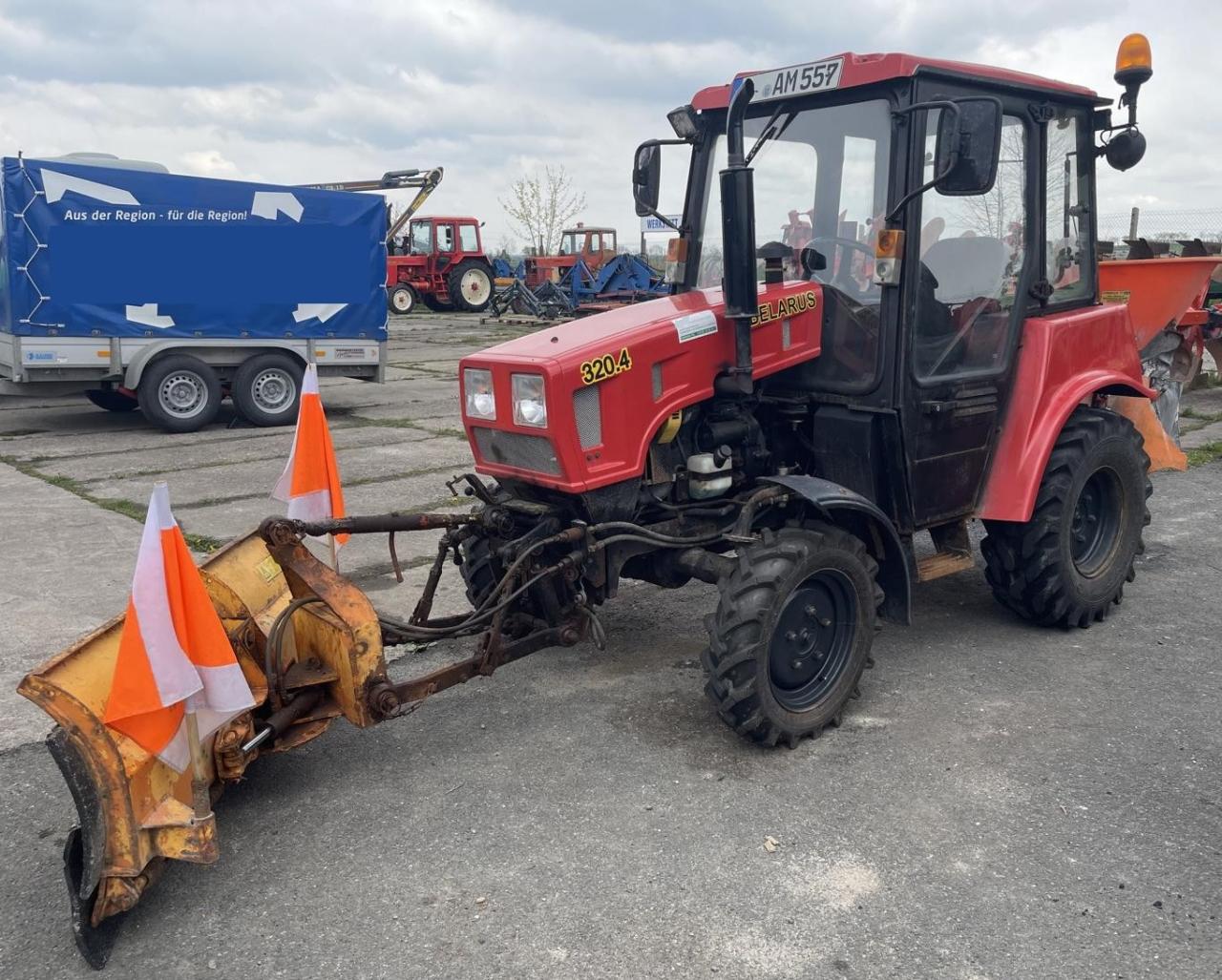 Traktoren, Belarus, MTS 320.4
