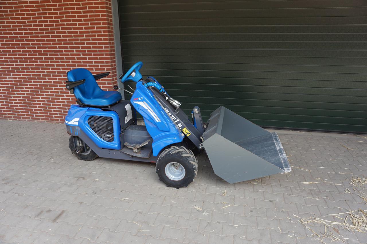 Hoflader, Multione 1.1, Landtechnik Schulze Lammers Landmaschinenhandel ...