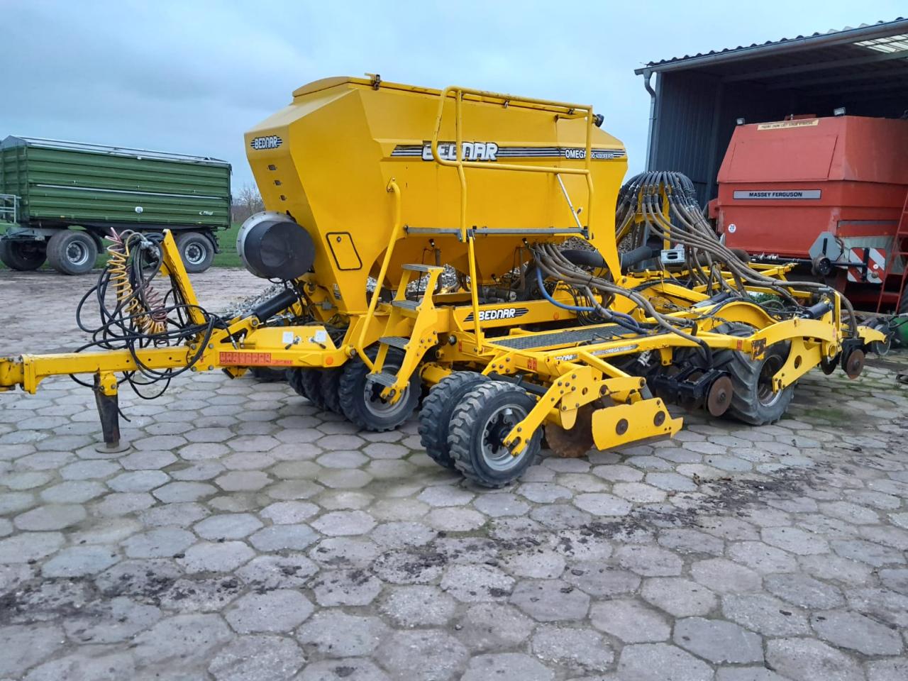 Einzelkorn- u. Gemüselegemaschinen, Bednar Omega 4000 Ferti , Ria ...