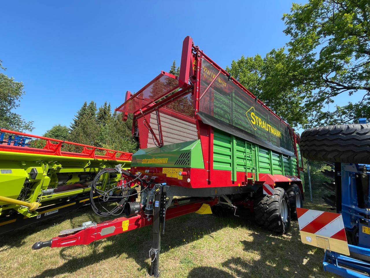 Lade-, Silier- u. Häckselwagen, Strautmann, GIGA-TRAILER 460DO, Ria ...