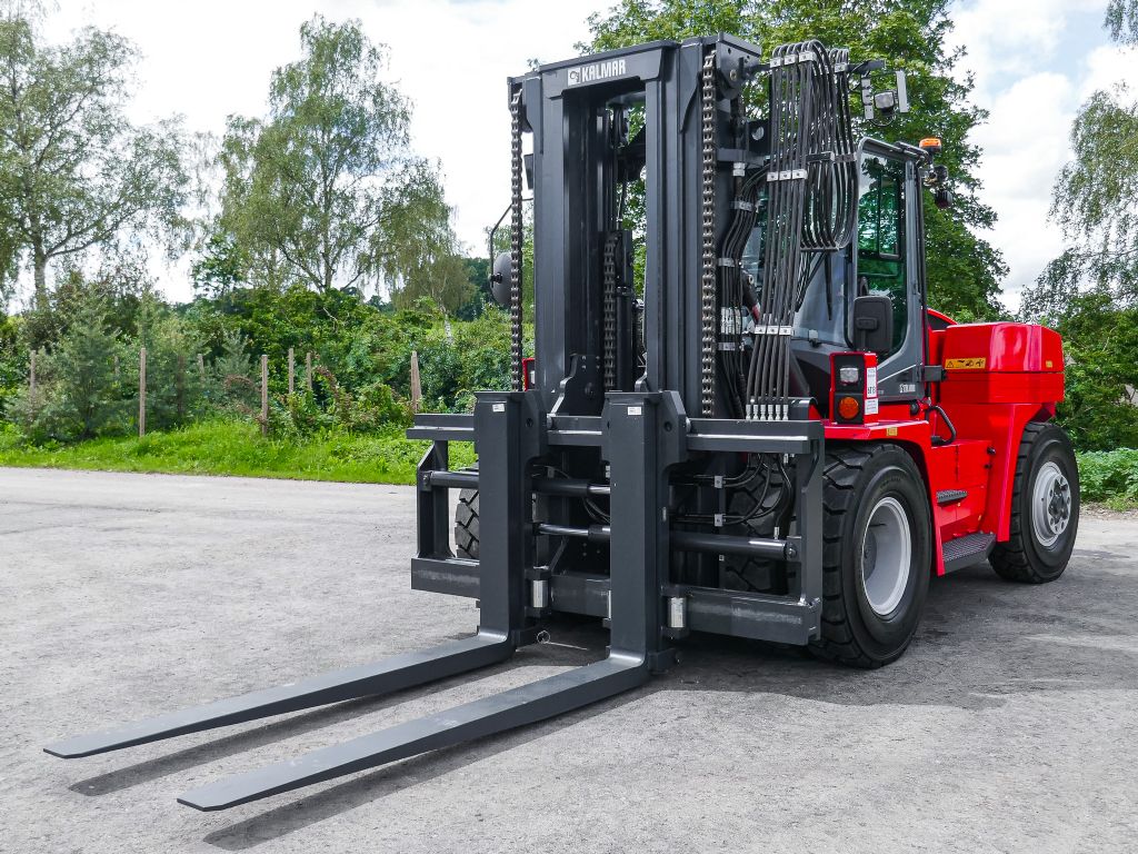 Kalmar, Schwerlaststapler DCG100-12